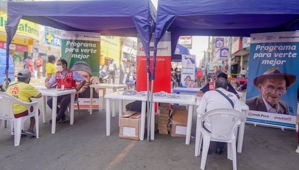 ADULTOS MAYORES SON BENEFICIADOS CON ENTREGA DE LENTES GRACIAS A ...